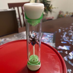 Alien Xenomorph/facehugger/chestburster Weyland Vial Capsule Movie Prop ...