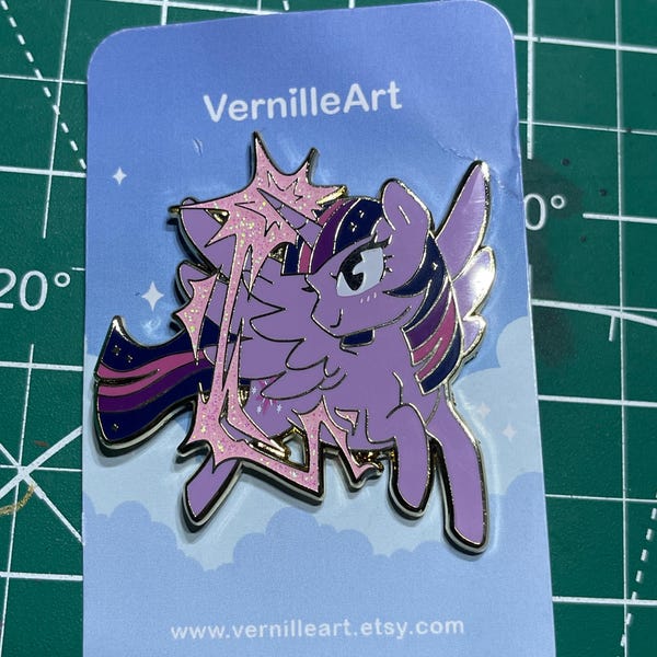 Princess Celestia MLP - My Little Pony - Gold Hard Glitter Enamel Pin ...