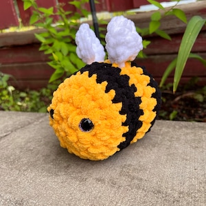 Crochet Pattern Classic Bumble Bee - Etsy