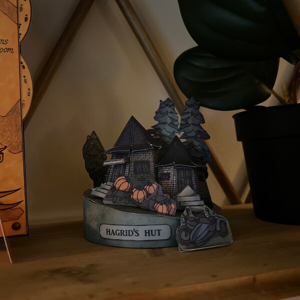 GATEKEEPER'S HUT PAPERCRAFT - Cut & Assemble Paper Model Kit - Etsy Canada