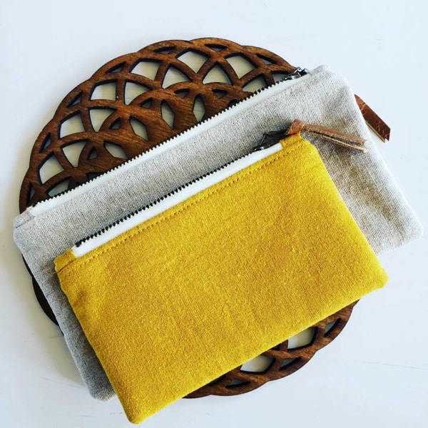 Small Olive Green Linen Zipper Bag With Floral Cotton Lining Perfect ...