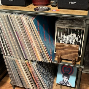 Vinyl Record Album Display Storage Rack low Front - Etsy