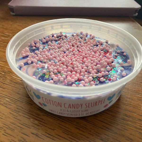 Pinkity Drinkity Slime Kit: Avalanche Icee Slime With Strawberry Charm ...