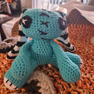 FULL PATTERN: Creepy Cute Voodoo Doll Crochet Pattern With Cat and ...