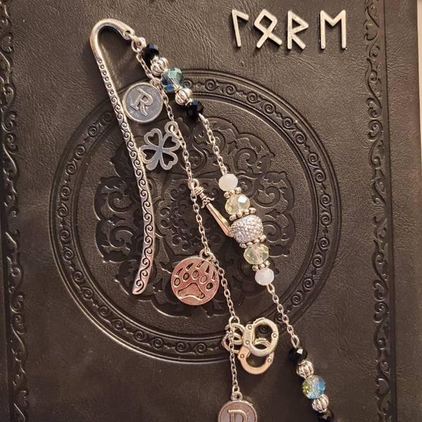 Den of Vipers Inspired Bookmark- Book Bling - Diesel - Etsy