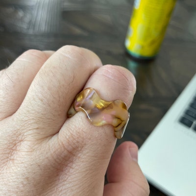 Tori Tortoise Shell Ring, Wavy Ring, Classic Tortoise Ring, Resin Ring ...