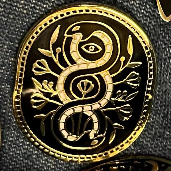 Heart-shaped Serpents Enamel Pin b-grade / Skull & Flowers - Etsy