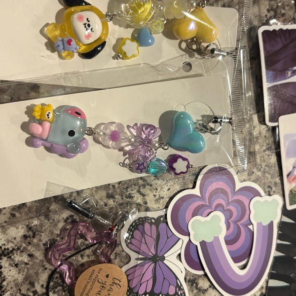 BTS - Army Bomb With Purple Star Charms/straps for Phone Cases, Ear ...