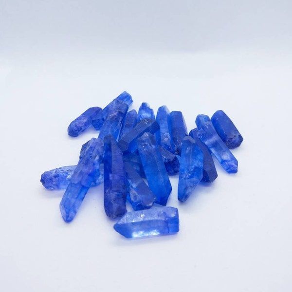 Raw Dark Blue Crystal Points Matte Blue Quartz Points Graduated Quartz ...