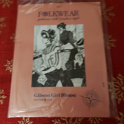 Butterick 6867 18th Century Dress, Size 6-8-10 & 12-14-16, FF, Uncut ...