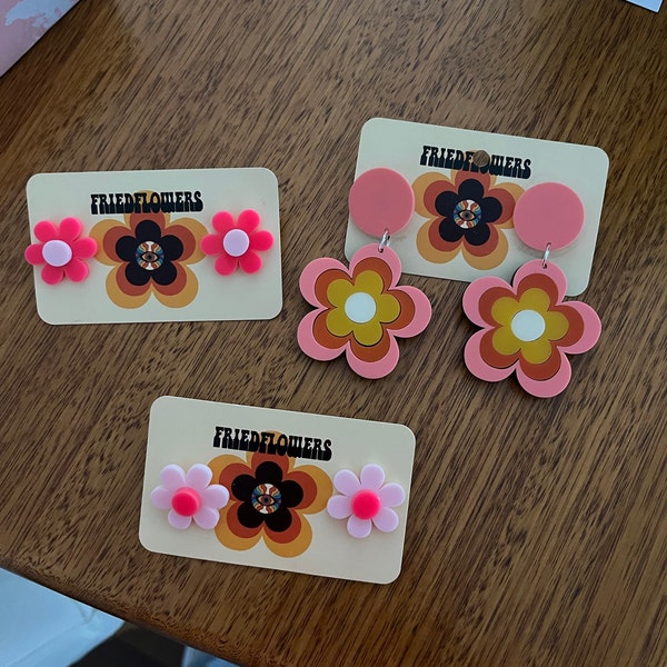 MONOCRHOME VORTEX 1960S Inspired Earrings - Etsy