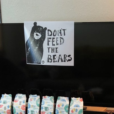 Don't Feed the Bears Camping Party Poster - Etsy