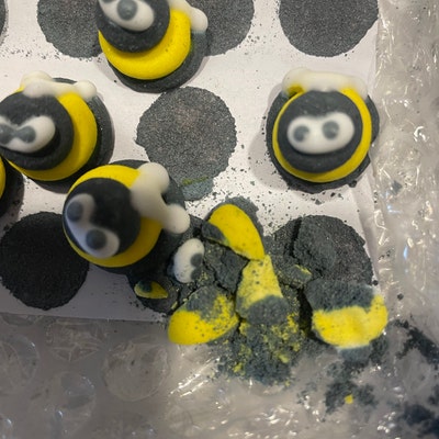 Edible Sugar Bees Fabulous & Handmade in the UK - Etsy