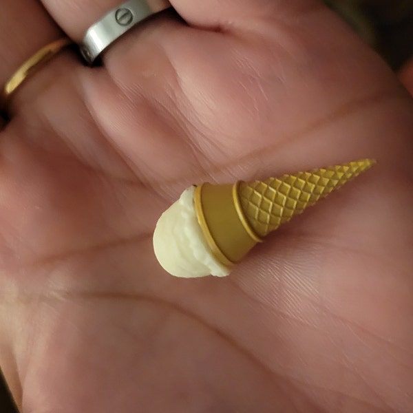 1:6 Scale Miniverse Scale Ice Cream Cones - Etsy