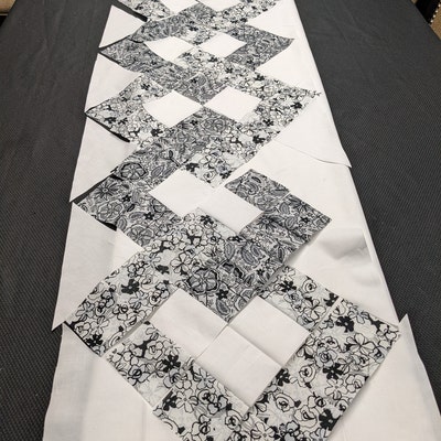 PDF Pattern for Interlocking Squares Table Runner DIGITAL - Etsy
