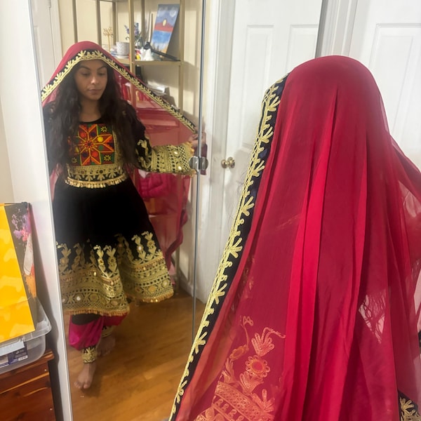 Afghan Pakol With Feather Chitrali Hand Made Pakol Hat Traditional ...