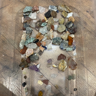 Mini Rock and Mineral Dig Kit, Mini Excavation Kit: Rock & Minerals - Etsy