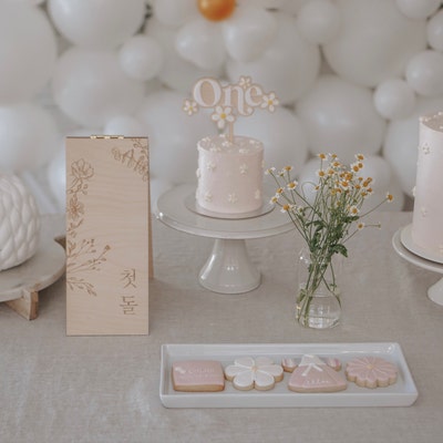 Custom-modern Traditional Korean Dohl Tower Wood Sign Baekil 백일 100th ...