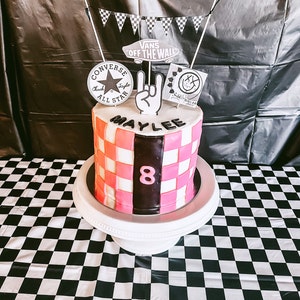 Printable Racing Checkered Flag Finish Line Download Cupcake or Cake ...