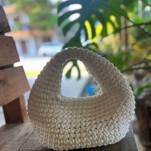 The Egg Bag Crochet Pattern, Video Tutorial Link + Step-by-step Photo ...