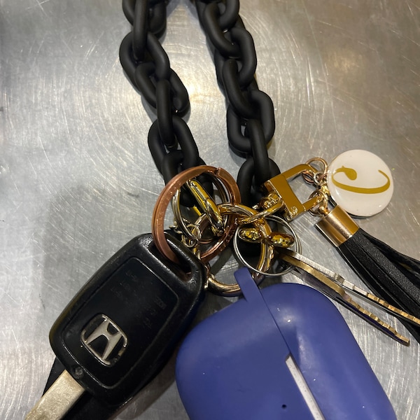 Personalized Chunky Chain Link Wristlet Keychain, Personalized Gift ...