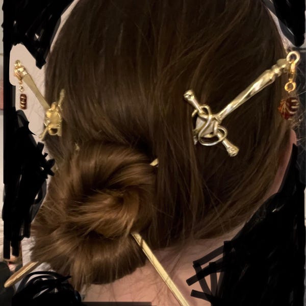 Gold or Silver Tone Sword Hair Pin With Leaf Charms, 1x20cm Hair Sword ...