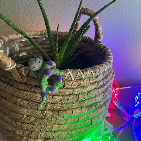 Flower Pot Snake Buddy, Blueberry Hand-crafted Clay Sculpture, Cute ...