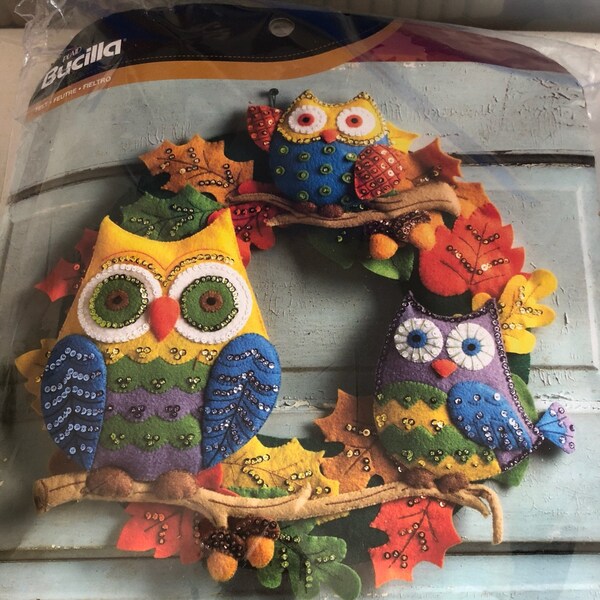 Bucilla Owl Wreath Felt Fall Colors Kit 86562 Acorns, Leaves Autumn ... Bucilla Owl Wreath Felt Fall Colors Kit 86562 Acorns, Leaves Autumn ...
