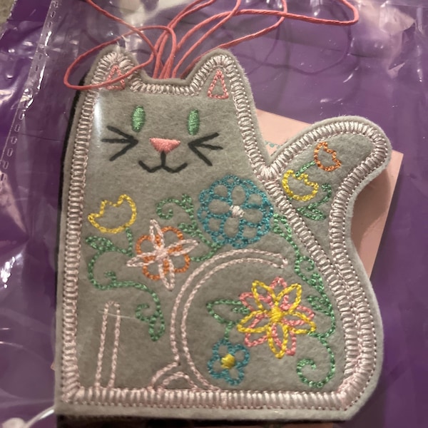 Floral Cat Ornament - Embroidered Ornament - Etsy