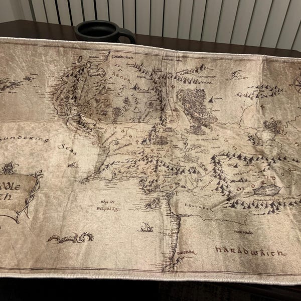 Map Rug, Vintage World Map Area Rug, Antique Map Floor Carpet, Travel ...