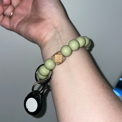 Beaded Wristlet Keychain, Silicone Wristlet, Bracelet Key Ring, Boho ...