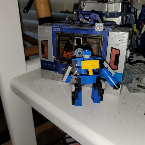 Micro Transformers Gen1 Decepticon Titan Scorponok - Instructions and ...