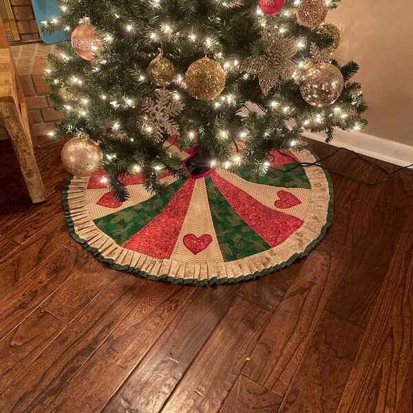 Mini Christmas Tree Skirt, Christmas Tree Skirt, Poinsettia Tree Skirt ...