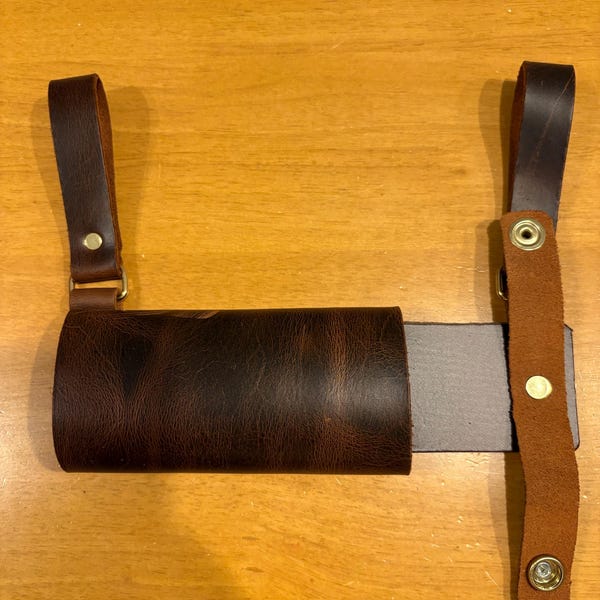 Horizontal Scabbard for Latex Dagger, for Larp, Cosplay or Costume - Etsy