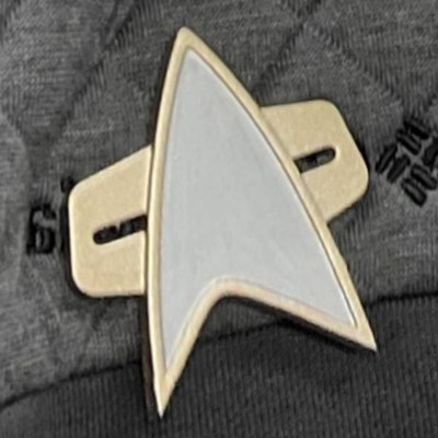 Star Trek TNG/DS9/VOYAGER Uniform Pip's and Com Badge Set - Etsy