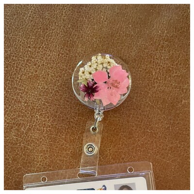 Retractable Pressed Flowers Badge Reel Resin Badge Reel Holder Dried ...