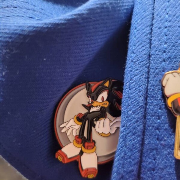 Sonic the Hedgehog, Shadow the Hedgehog Enamel Pin and Magnet - Classic ...