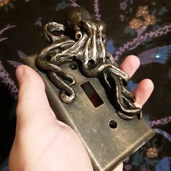 Octopus Light Switch Plate - Etsy