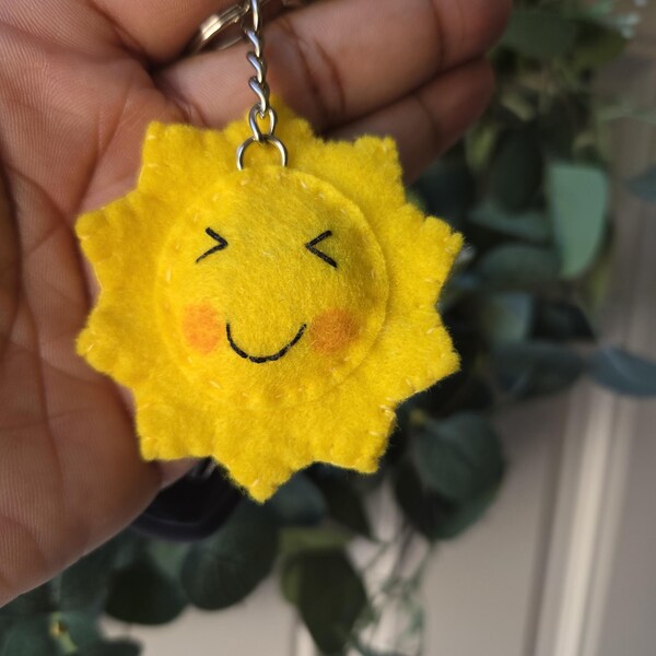 Happy Sun Sunshine Keyring, Summer Keyring, Felt Sun Key Chain, Bag ...