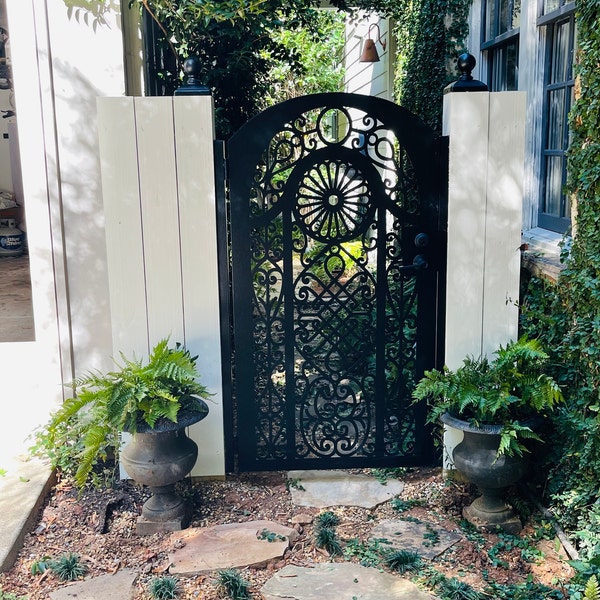 Contemporary Modern Metal Gate, Modern Metal Gate, Custom Size Art ...