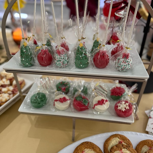 1 Dozen Graduation Cake Pops: Custom School Colors; for Graduations ...