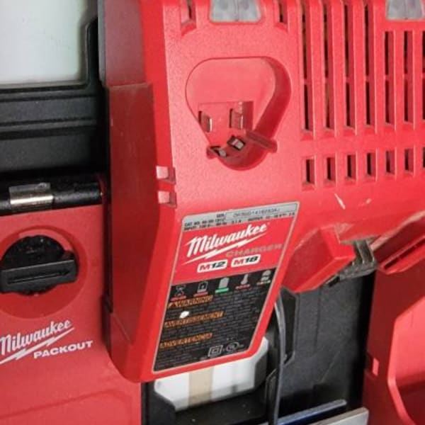 Mounting Adapter for Milwaukee Battery Chargers Onto Milwaukee Packout ...