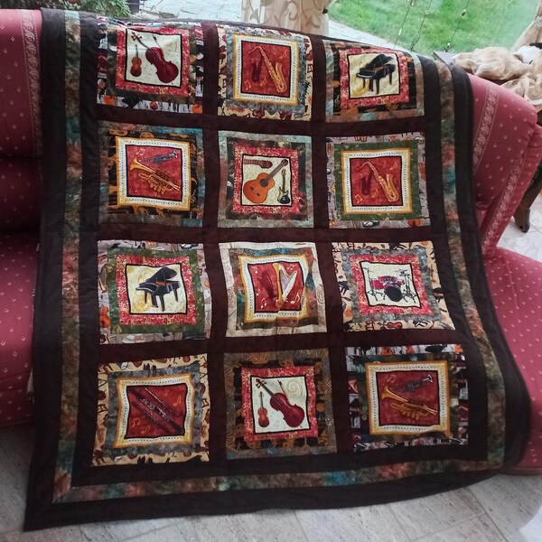 Quilt Kitwindsong108 X 108 Tonga Windsong Batik King Size Quilt ...