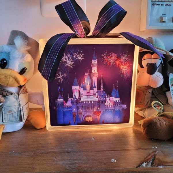 Disney Christmas, Mickey and Minnie Holiday Lighted Glass Block ...