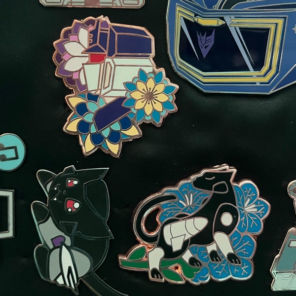 Pride Enamel Pin LGBT LGBTQ Queer Progress Rainbow Flag Shield Sword - Etsy