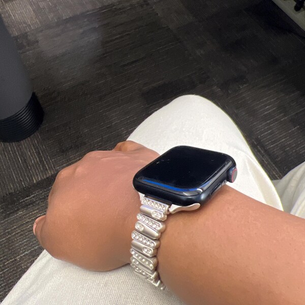 WHIMVOY Love Spread Pearl Beaded Apple Watch Band Women｜cute Heart ...