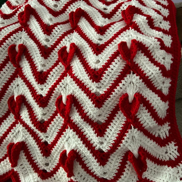 Chevron Throw Crochet Pattern: Heartbeat Chevron Blanket, Valentines ...