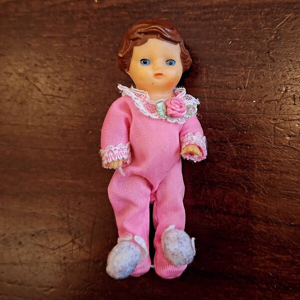 JE. Vintage 1980s Matchbox Baby Dolls, Animals, Continental, Dolls ...