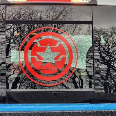 Dnd Bard Symbol in D20 Vinyl Decal Car Decal Laptop Decal Phone Decal ...