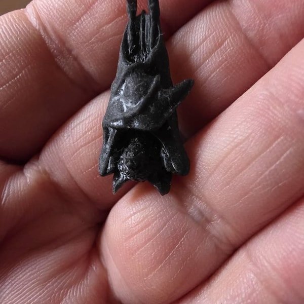 Miniature Bat, 1:12 Scale Miniature Size for Horror Diorama, Dollhouse ...